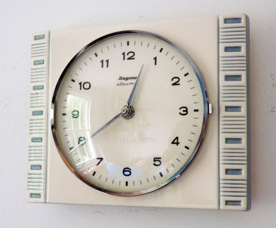 Dugena Electric Retro 1960 Ceramic German Kitchen Clock